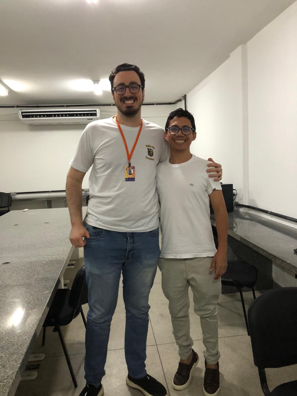 Renan Remaeh à esquerda e Fernando Mendonça à direita — Notícias