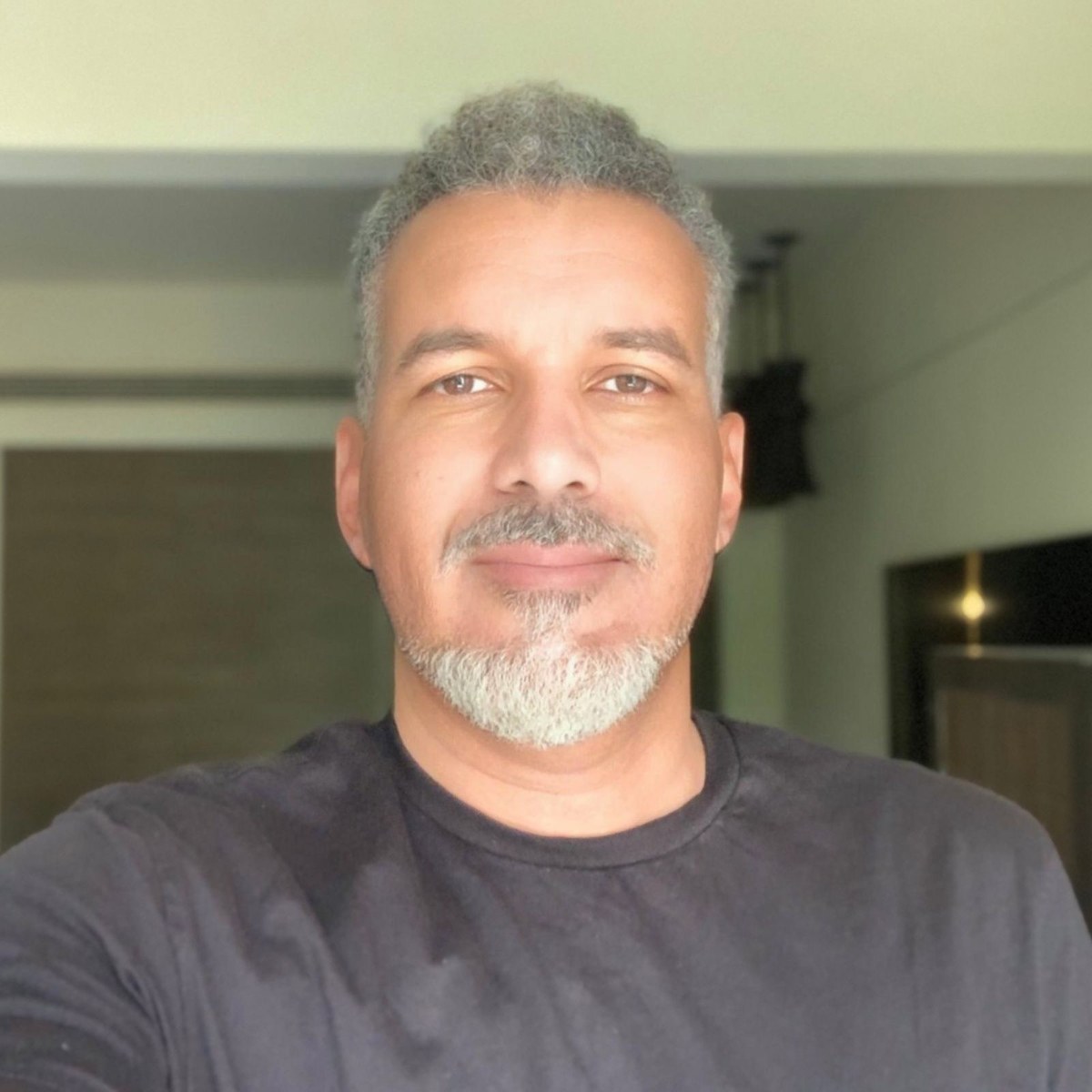 Professor da Ufal representa América Latina em comitê internacional de Linguística — Notícias